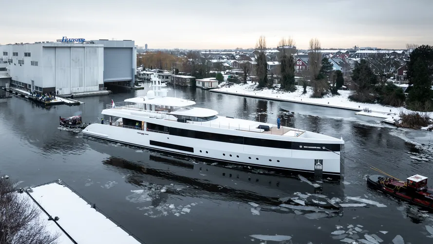Gray Cliffs yacht (Feadship, 49.5m, 2026)